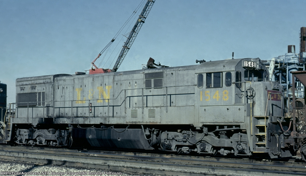 L&N U30C #1548 idling with a Florida bound coal train